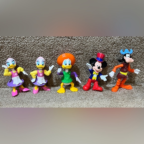 Disney | Toys | Disney Lot Of 5 Pvc Figures Meal Toys Goofy Mickey ...